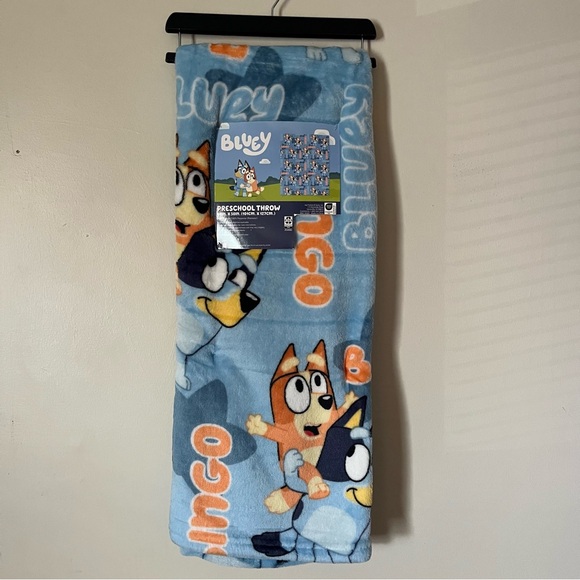 Disney | Bedding | Bluey Throw | Poshmark